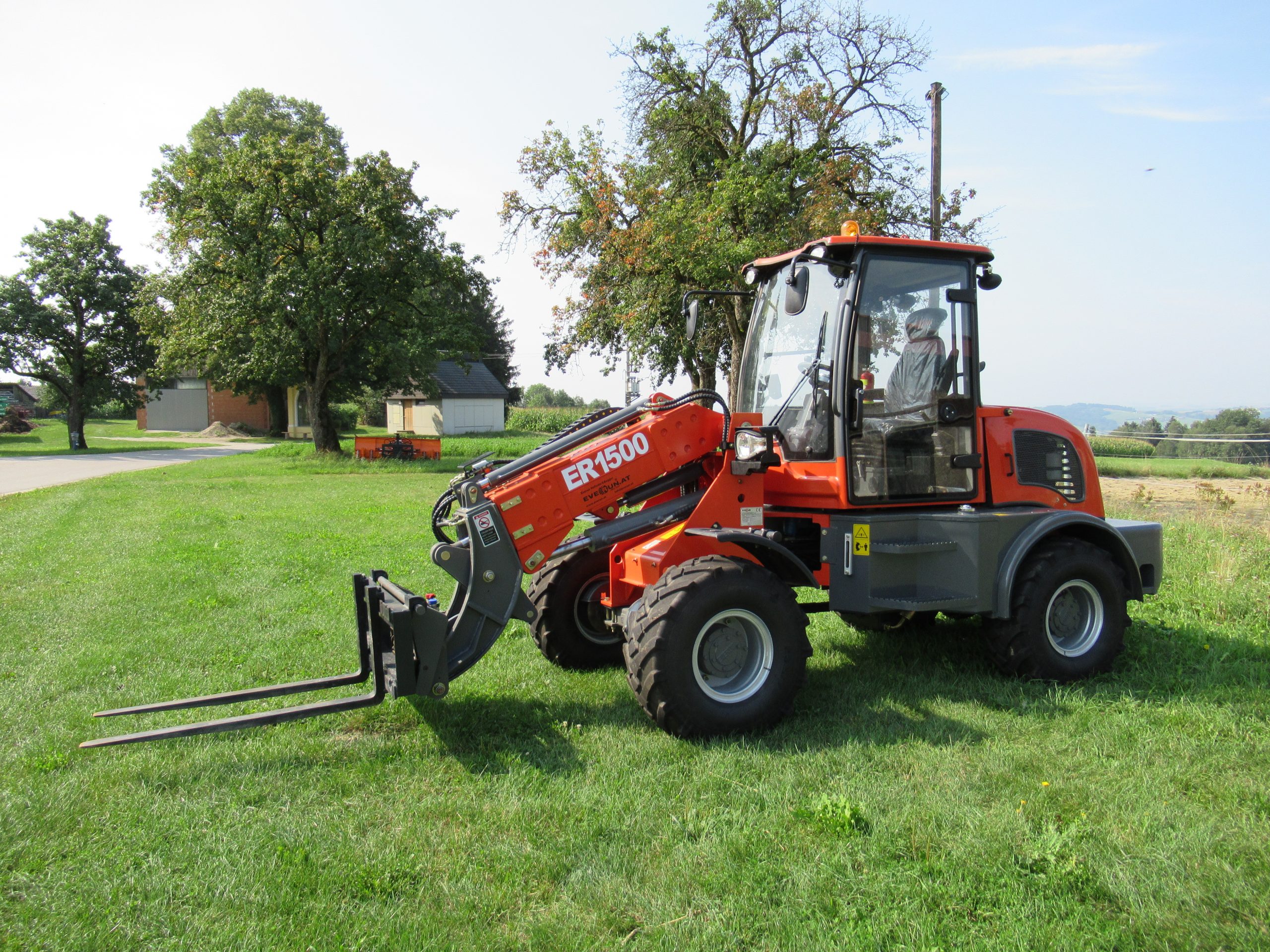 ER 1500 TM 4WD Teleskoplader – EVERUN Hoflader & Bagger Austria